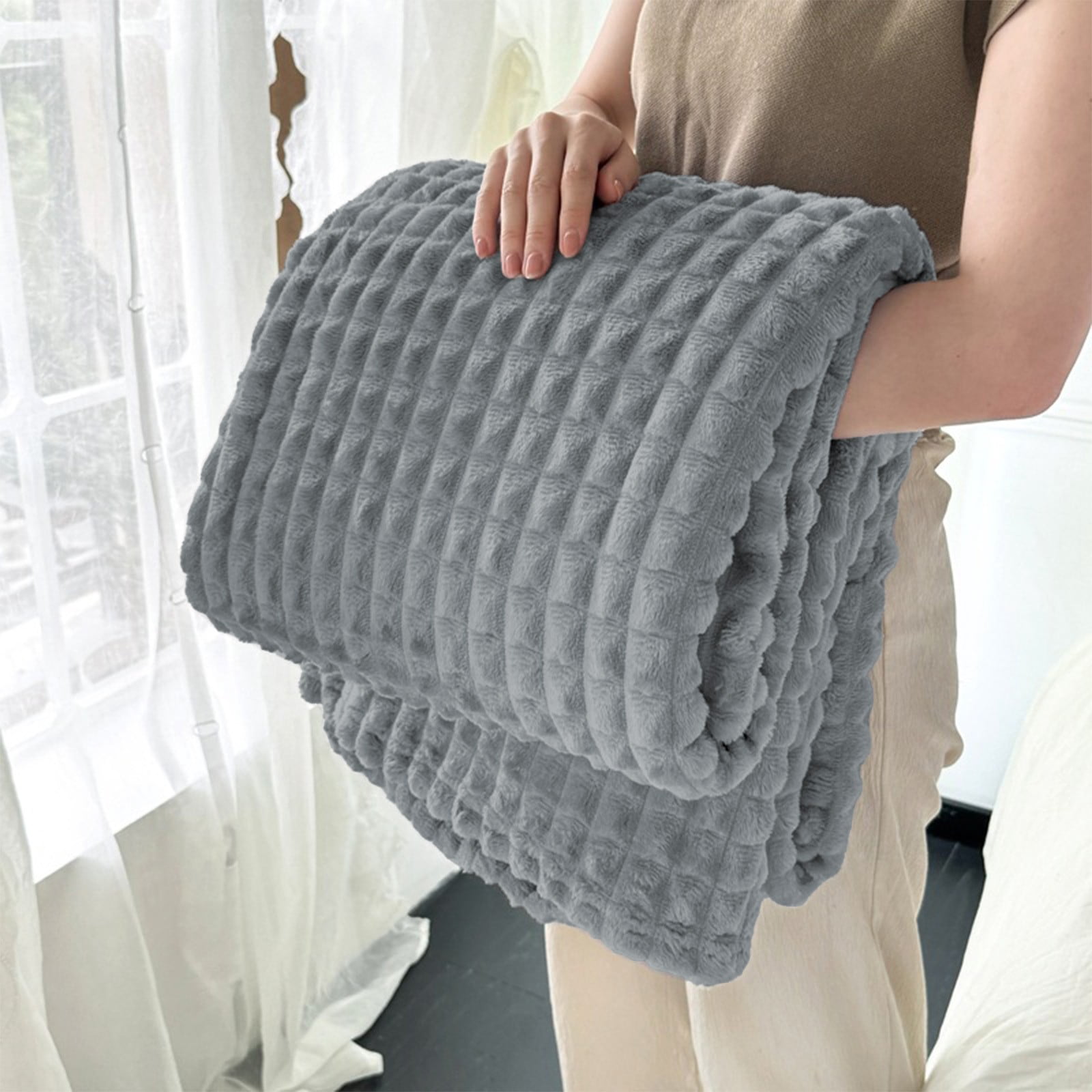 Faux Fur Throw Blanket for Couch,Fleece 3D Jacquard Decorative Cream ...