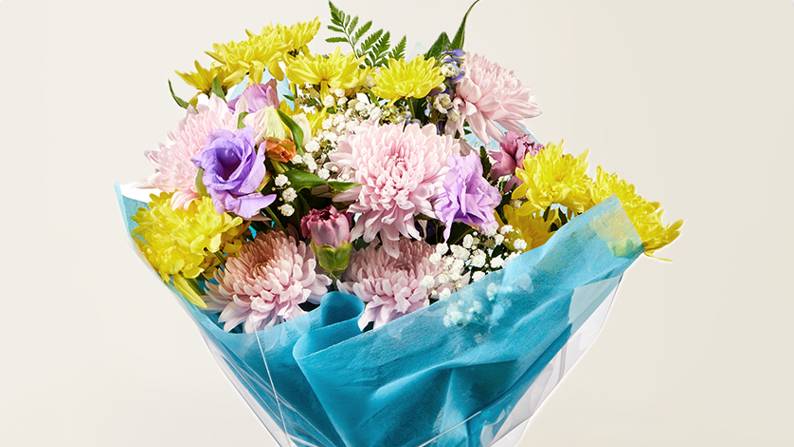 Fresh Flowers & Flower Bouquets - Shop Online | Walmart Canada