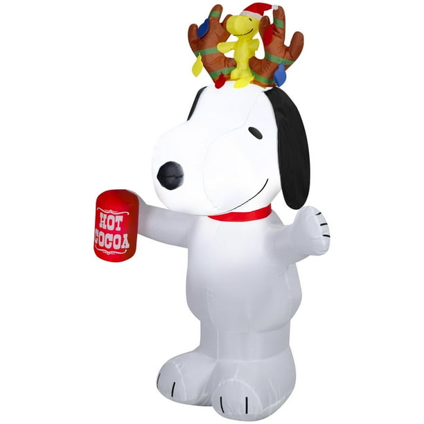 Christmas Inflatable Snoopy with Antlers and Woodstock - Walmart.ca