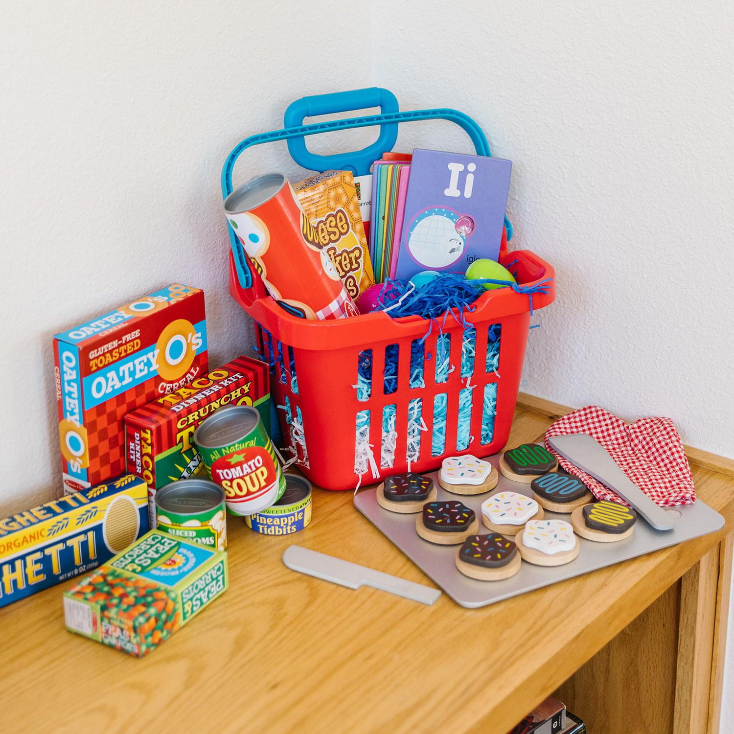 Melissa Doug Fill and Roll Grocery Basket Play Set With Play Food Boxes and Cans 11 pcs