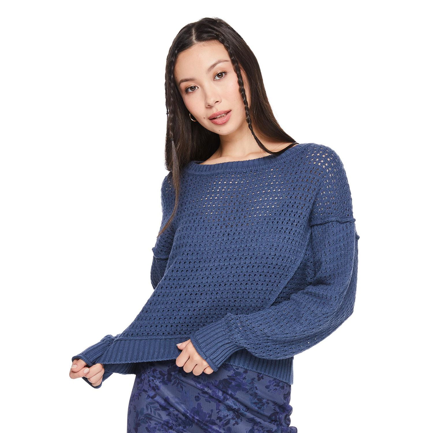 Click here for Wild Skye Womens Sweater Xl prices