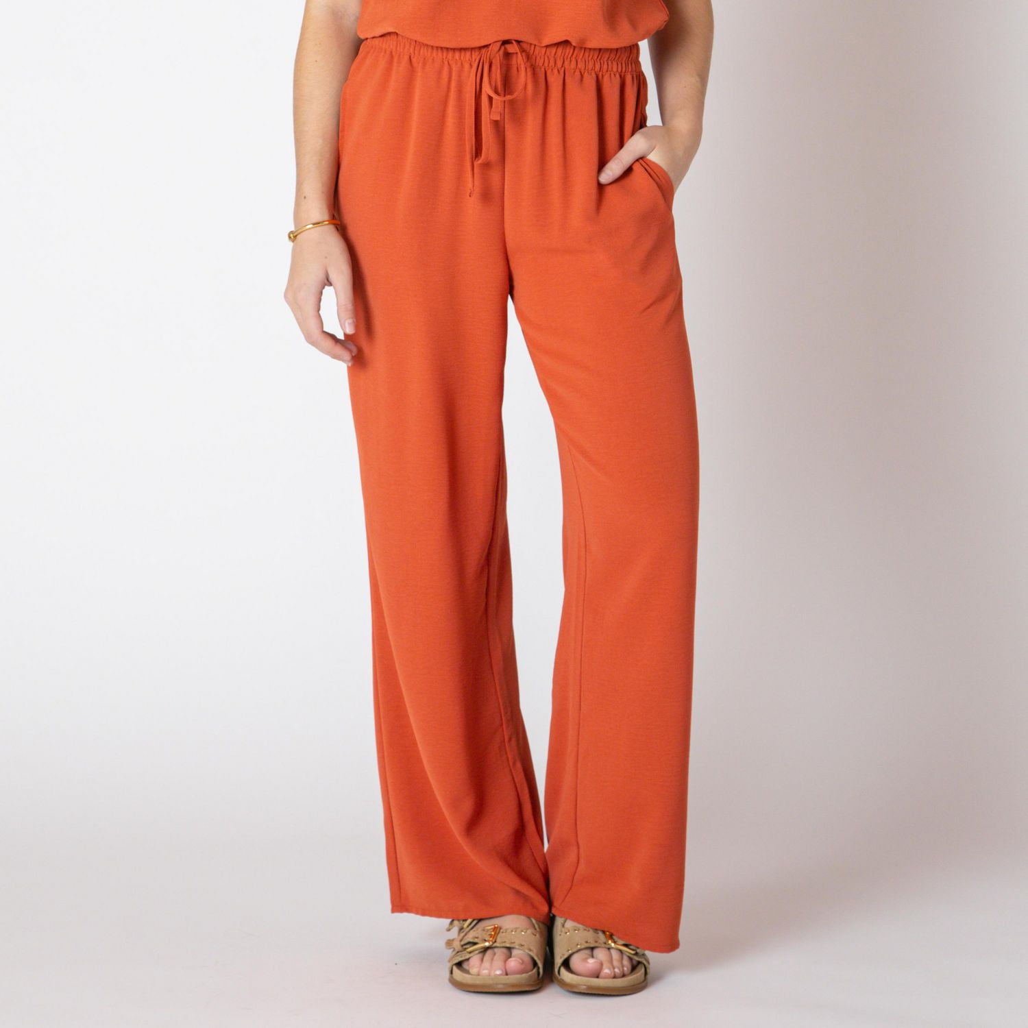 Click here for Devoted Loose Fit Wide Leg Pant L prices