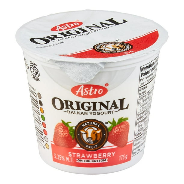 Astro Original Balkan Yogurt Cups With Strawberry On The Bottom ...