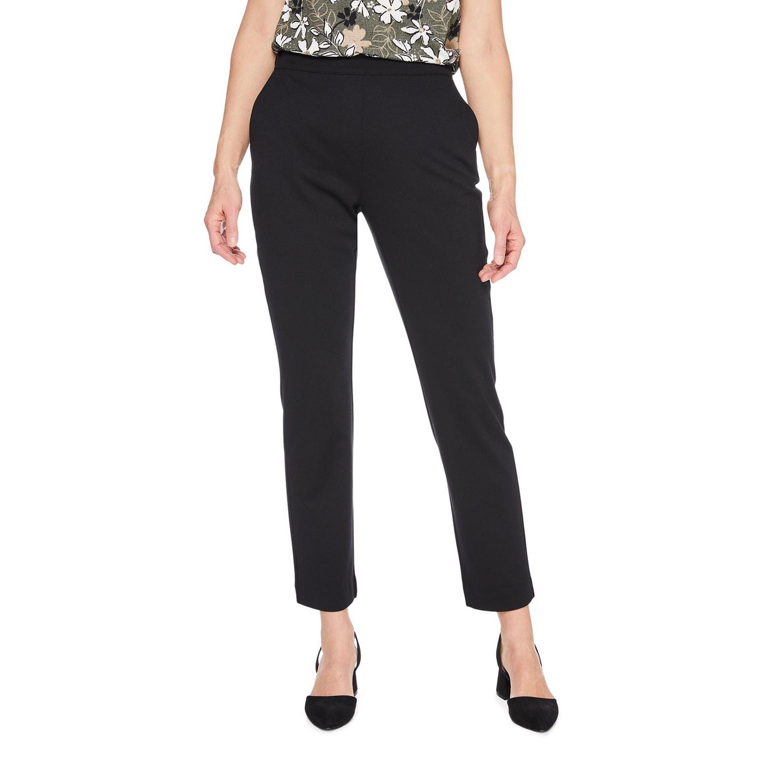 Click here for Iyla Womens Straight Leg Pant S prices