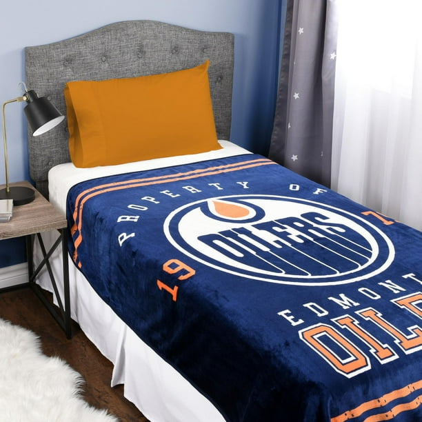 NHL Edmonton Oilers Luxury Velour Blanket - Walmart.ca