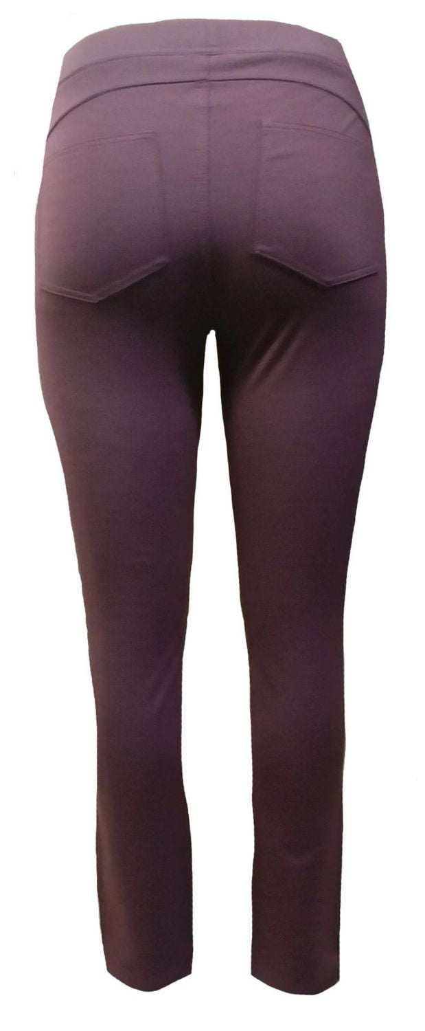 Click here for Iyla Womens Pull-On Short Xxl prices