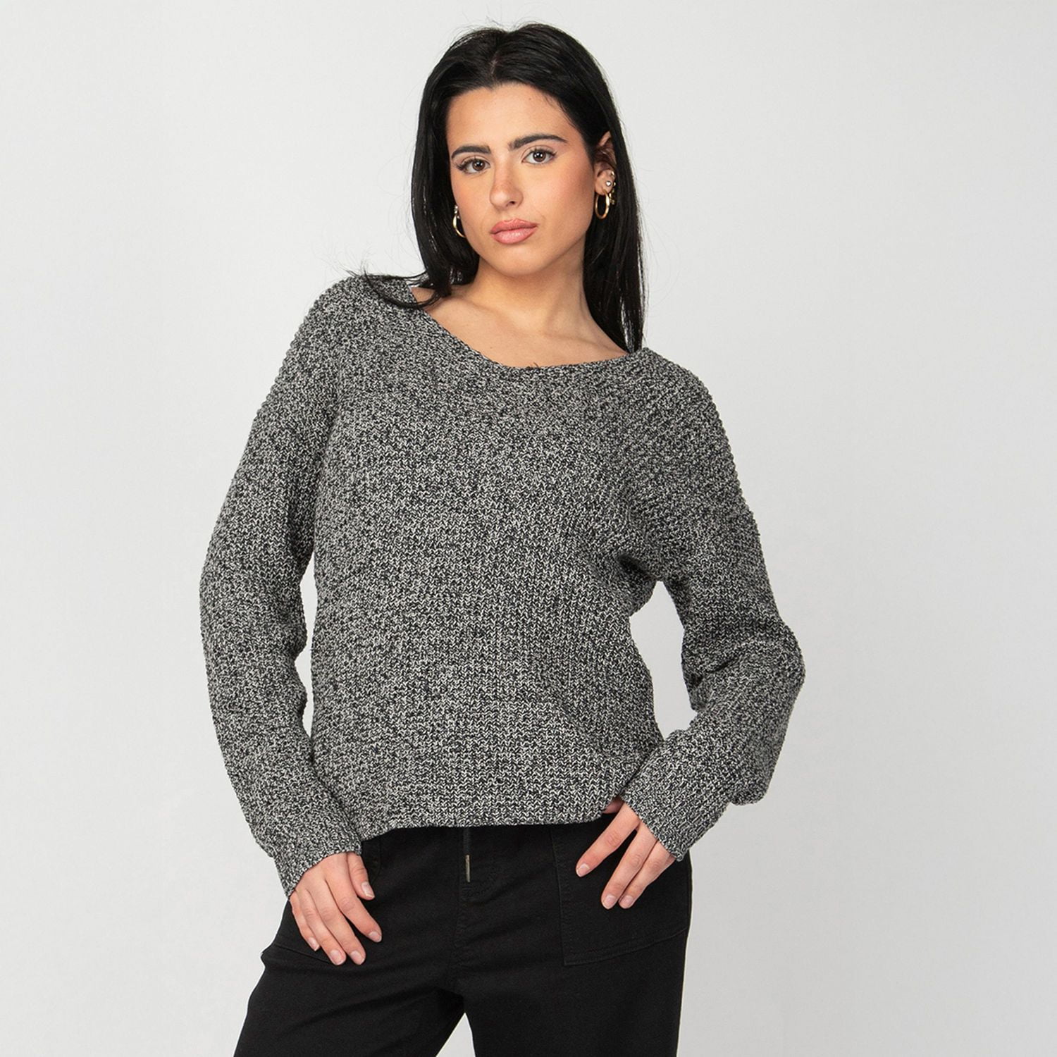 Click here for Devoted Long Sleeve Beveled Hem Sweater L prices