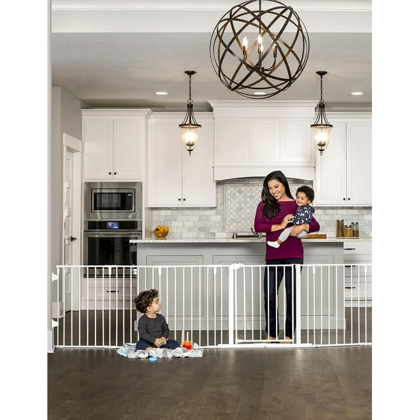 Regalo 2-in-1 Superwide Gate - Walmart.ca