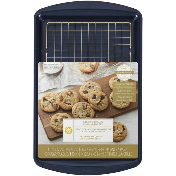 Wilton Diamond-Infused Non-Stick Large Navy Blue Cookie Sheet with Gold ...