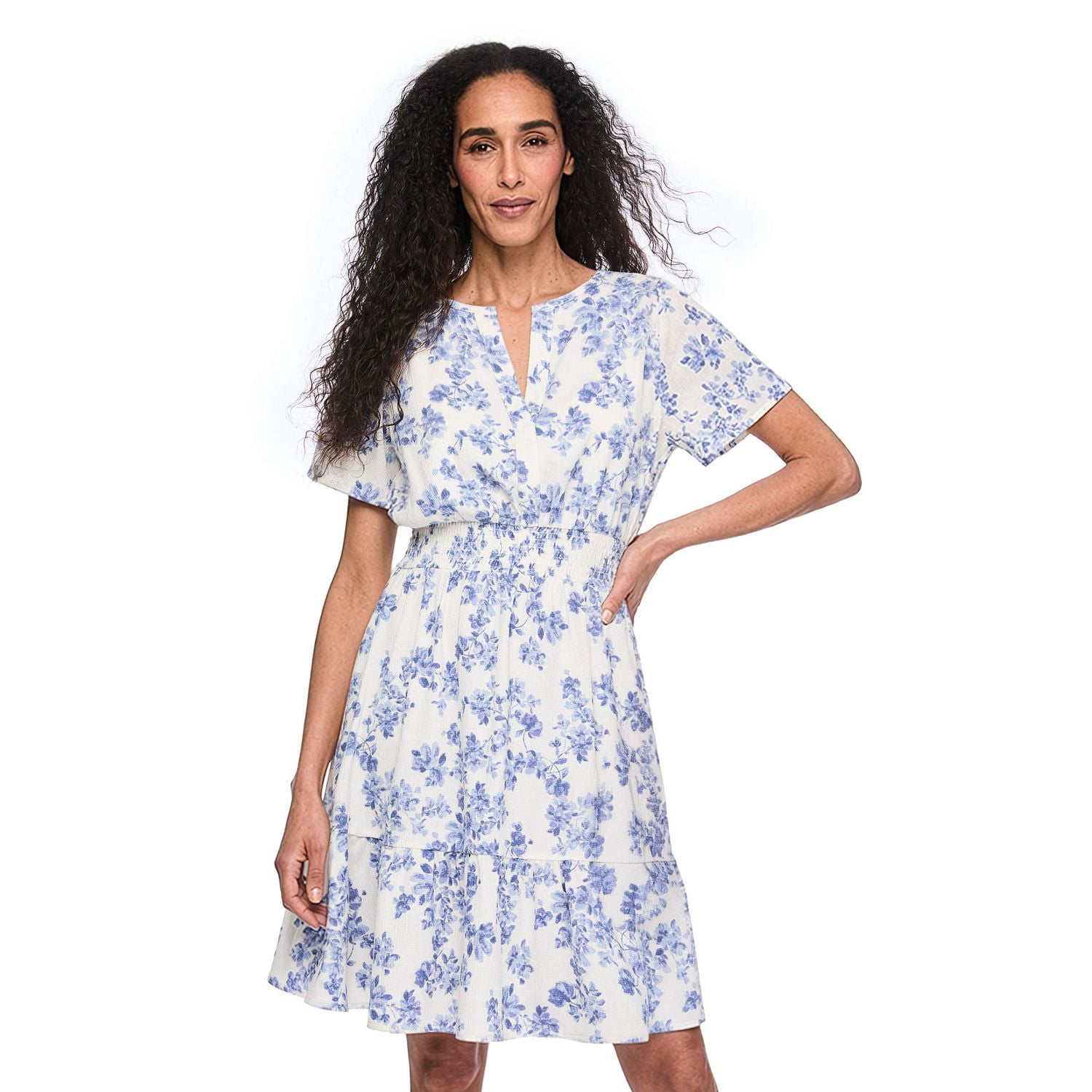 Click here for Iyla Womens Smocked Midi Dress M prices