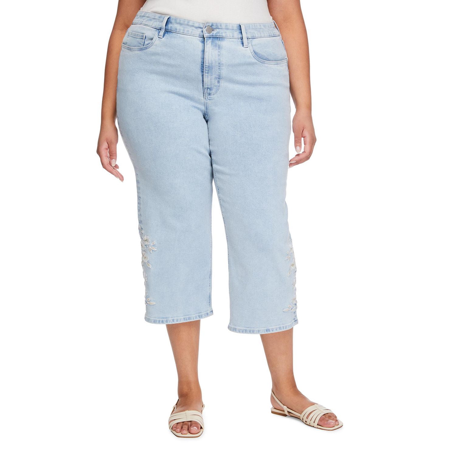 Click here for Lane Bryant Womens Plus Floral Cropped Straight Je... prices