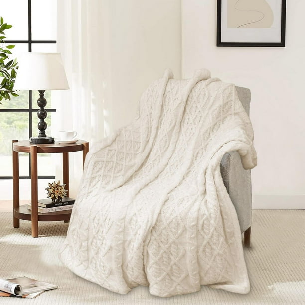 FRAÎCHE Holiday Cable Knit Sherpa Throw, 50x60-in, 50 in. x 60 in ...