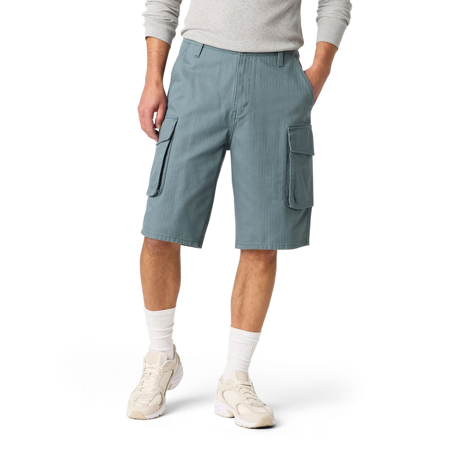 Click here for Levi Strauss Signature Mens Loose Cargo Shorts 34 prices