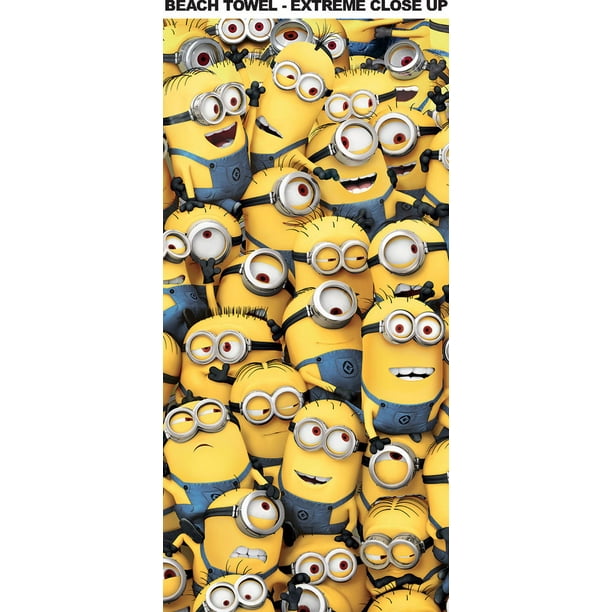 MINIONS "EXTREME CLOSE UP" BEACH TOWEL - Walmart.ca