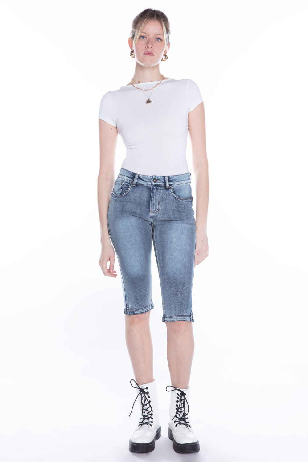 Click here for Jeaniologie Ladies Capri Navy 2 prices