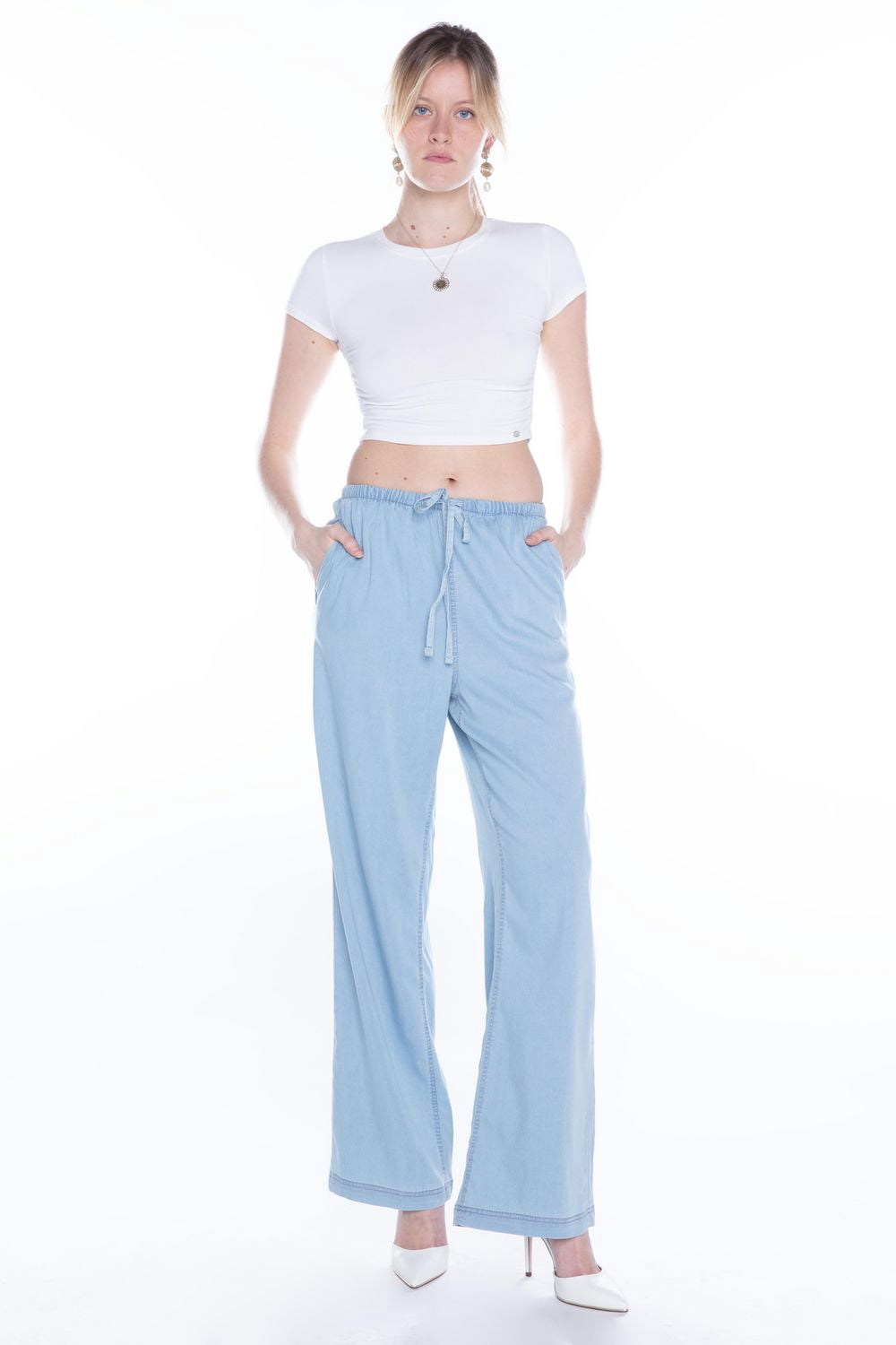 Click here for Jeaniologie Ladies Pull-On Black L prices