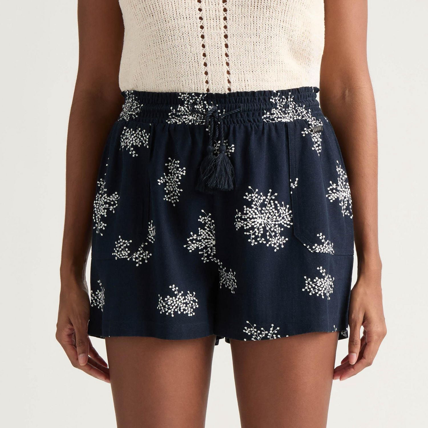 Click here for Mexx Womens Printed Pull-On Short Xl prices