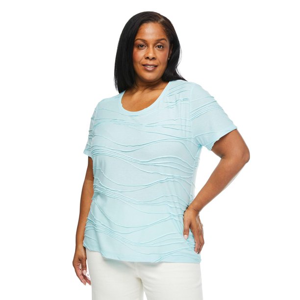 Iyla Women's Plus Ripple Tee, Sizes 1X-4X - Walmart.ca