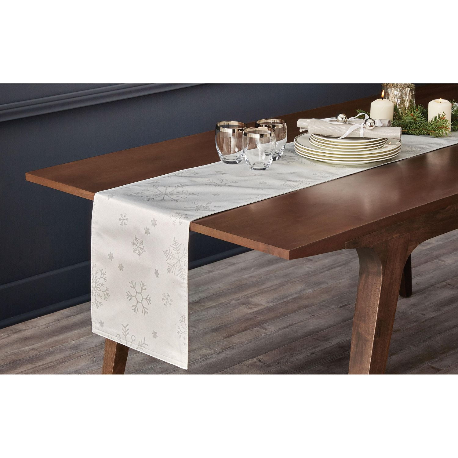 Holiday Time Silver Snowflake Table Runner | Walmart Canada