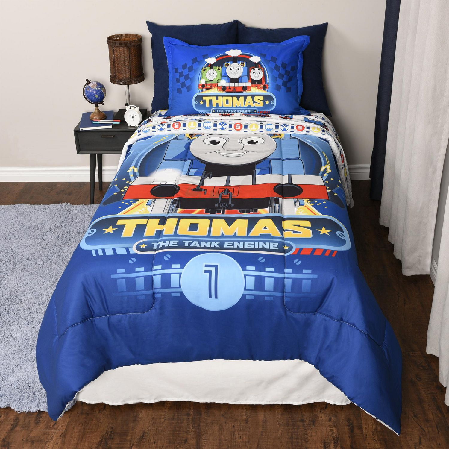 4 Piece Twin Bedding Set, Thomas the Tank, Includes Soft Reversible ...