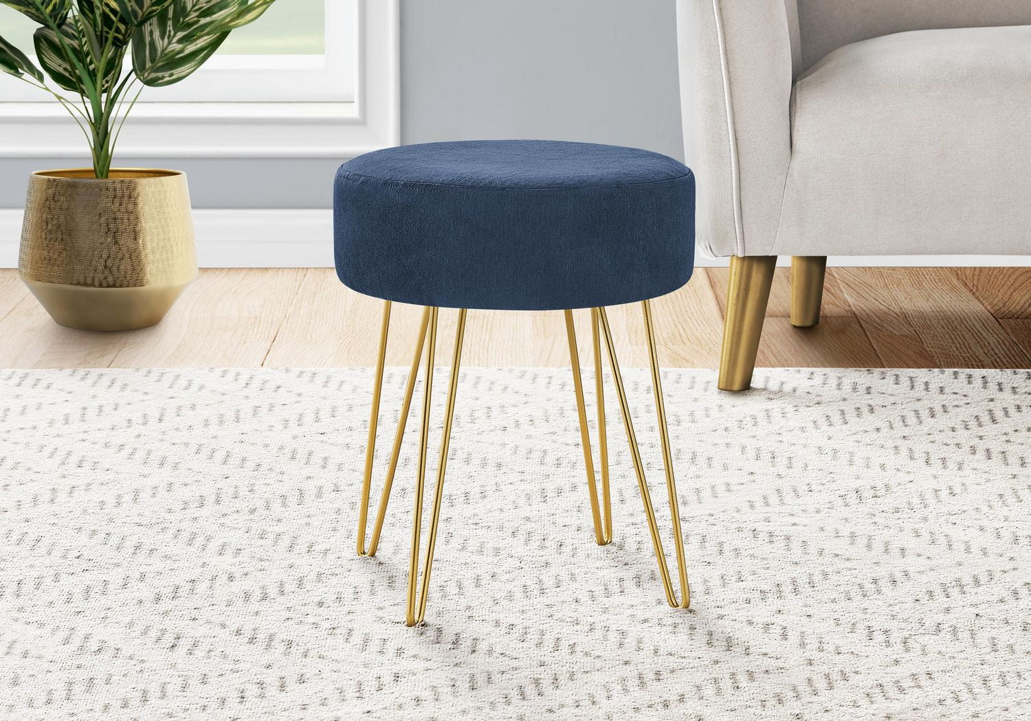 Metal pouf store