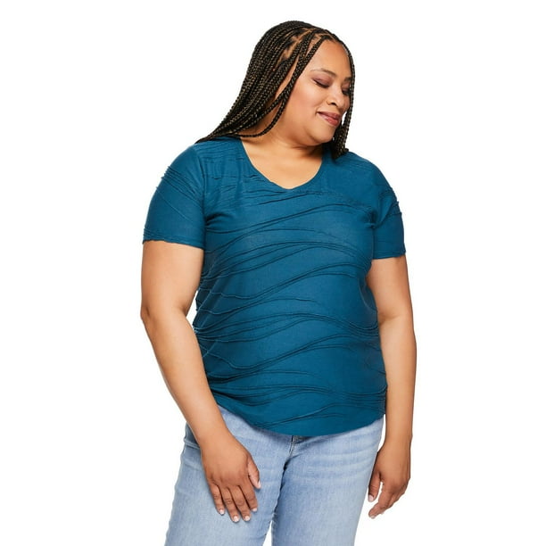 Iyla Plus Women's Short Sleeve Ripple Tee, Sizes 1X-4X - Walmart.ca