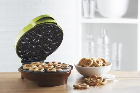 Mini pretzel maker - Walmart.ca