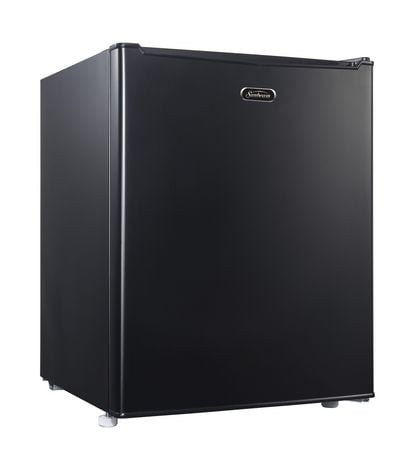 Click here for Sunbeam 2.7 Cu. Ft Compact Fridge Black prices