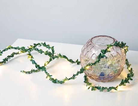 Click here for Merkury Innovations Merkury Vine Garland Led Stran... prices