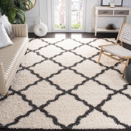 Click here for Safavieh Dallas Logan Geometric Shag Area Rug Ivor... prices