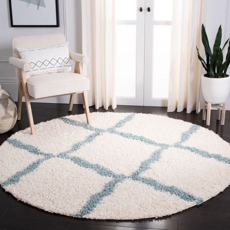 Click here for Safavieh Dallas Logan Geometric Shag Area Rug Ivor... prices