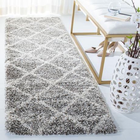 Click here for Safavieh Hudson Amias Geometric Shag Area Rug Dist... prices