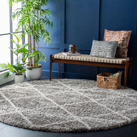 Click here for Safavieh Hudson Amias Geometric Shag Area Rug Dist... prices