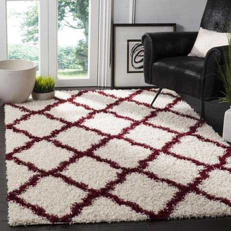 Click here for Safavieh Dallas Logan Geometric Shag Area Rug Ivor... prices
