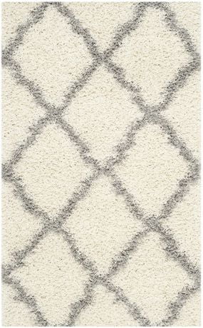 Click here for Safavieh Dallas Logan Geometric Shag Area Rug Ivor... prices