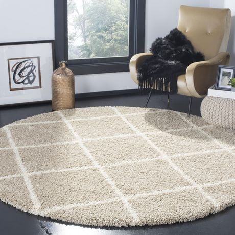 Click here for Safavieh Hudson Amias Geometric Shag Area Rug Beig... prices