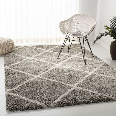 Click here for Safavieh Hudson Amias Geometric Shag Area Rug Grey... prices