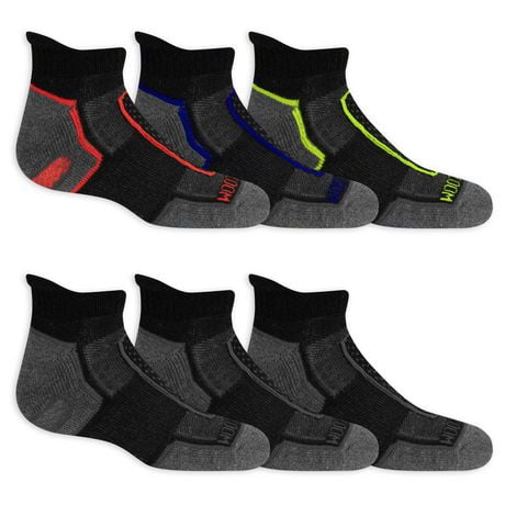 Click here for Fruit Of The Loom Boys 6 Pack Low Cut Socks Black... prices