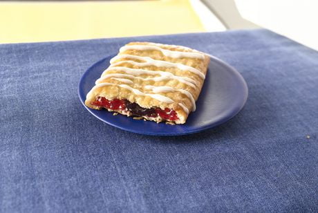 Pillsbury™ Toaster Strudel Wildberry Pastries | Walmart Canada