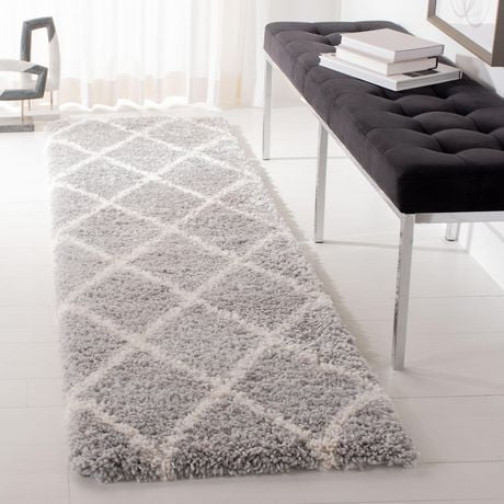 Click here for Safavieh Fontana Catrina Geometric Plush Shag Area... prices