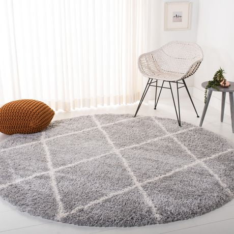 Click here for Safavieh Fontana Catrina Geometric Plush Shag Area... prices