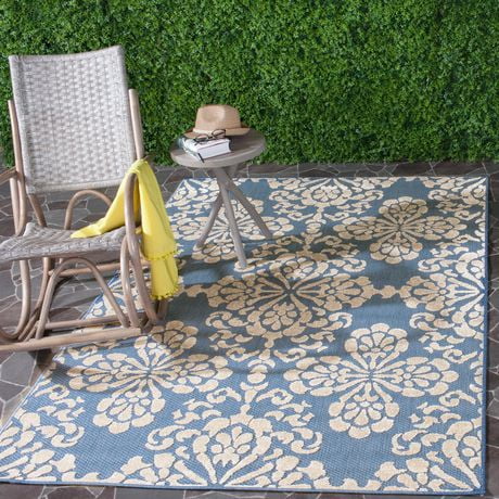 Click here for Safavieh Cottage Juniper Geometric Outdoor Area Ru... prices