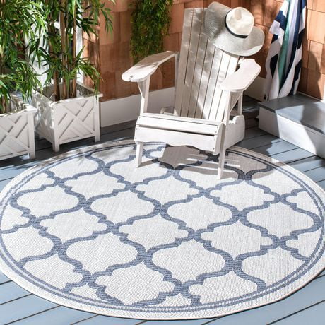Click here for Safavieh Bermuda Corie Geometric Quatrefoil Outdoo... prices