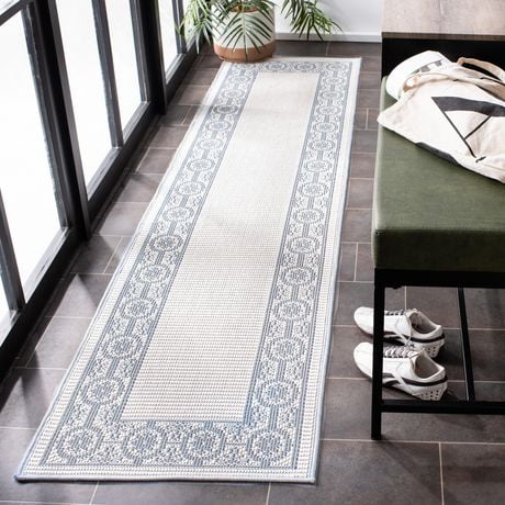 Click here for Safavieh Bermuda Zoey Floral Bordered Outdoor Area... prices