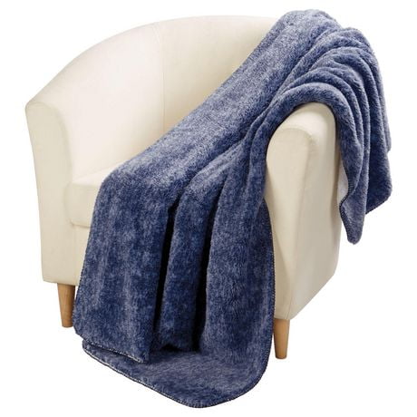Mainstays Fluffy Throw - Walmart.ca