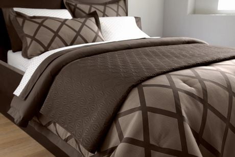 Springmaid My Finest Coverlet Ironstone Grid - Walmart.ca