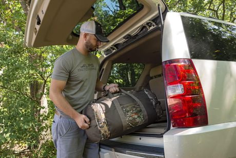 Click here for Alps Brands High Caliber Duffle (Standard) Edge prices