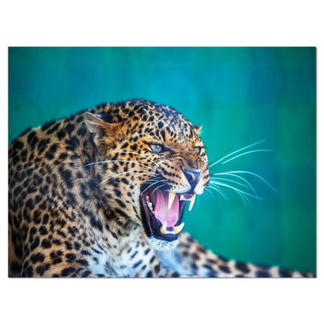 Click here for Design Art Wild Leopard Close Up View Canvas Print... prices