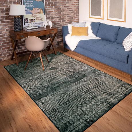 Click here for Mohawk Prismatic Prale Grey Accent Rug Grey 7 Ft X... prices