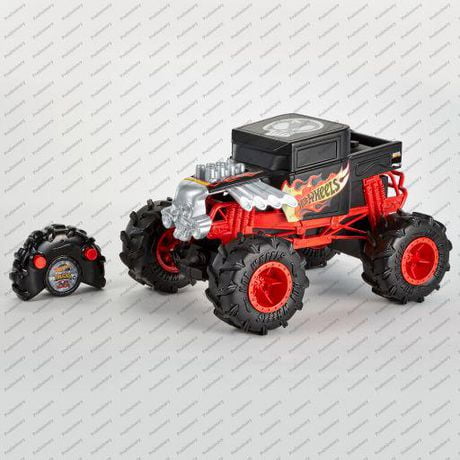 Hot Wheels R/C Monster Trucks 1:15 Scale Bone Shaker, 1 Remote-Control ...